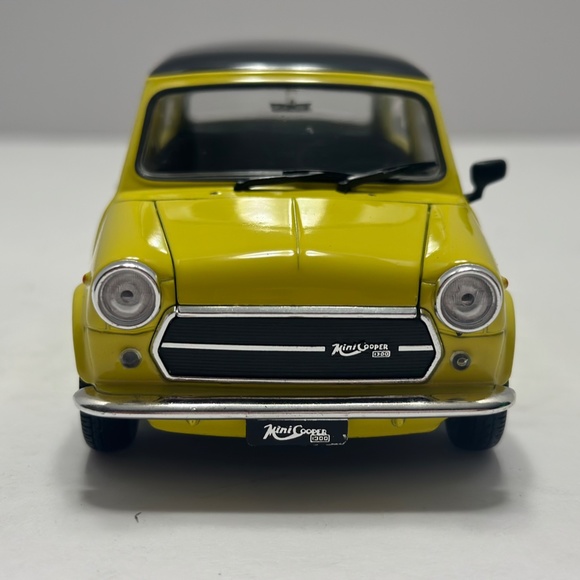 Welly | Toys | Welly 24 Bmw Mini Cooper 130 Diecast Yellow | Poshmark